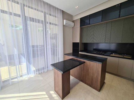 Продается Евро дом Центр Луначарский  540м2