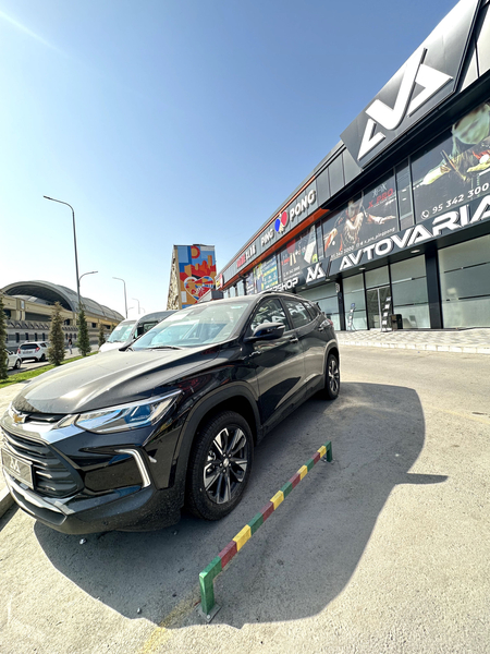 tracker turbo qora