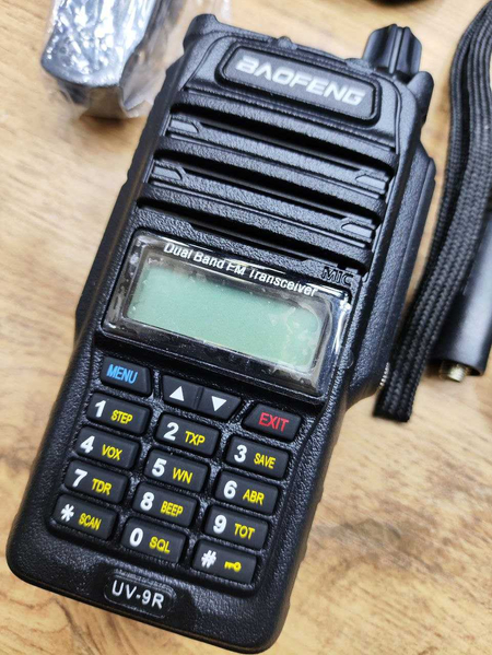 Рация Baofeng UV-9R IP67 Водонепроницаемая Двухдиапазонная портативная