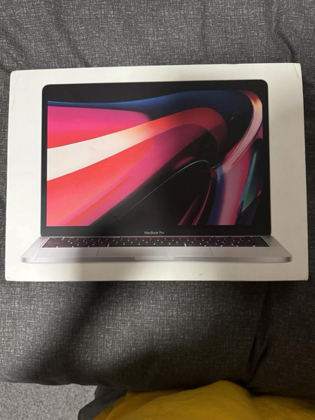 Macbook pro M1 13 dyum