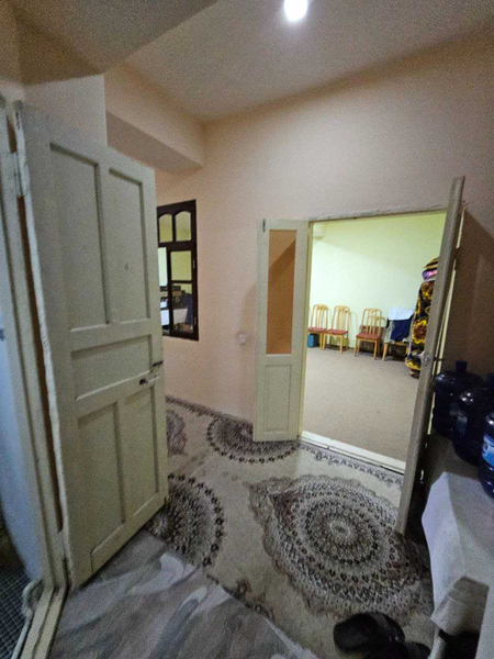 4 xonali 105m² 1-qavat uy sotiladi