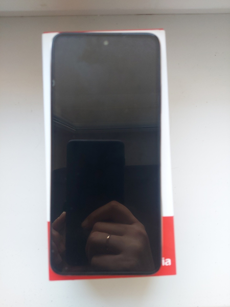 NUBIA  V60 8/256GB