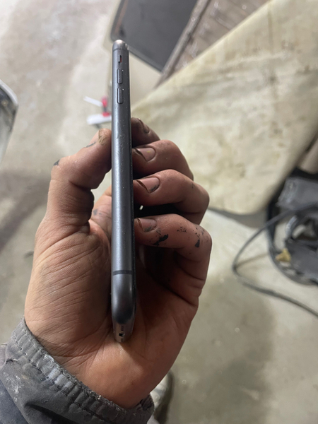 iPhone 11 63 gb lik