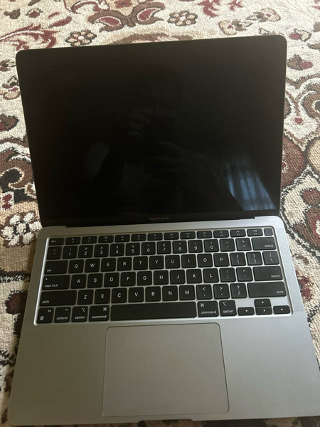Macbook Air M1sotiladi