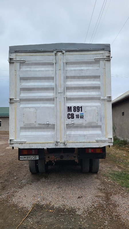 Kamaz srochna sotiladi holati zor