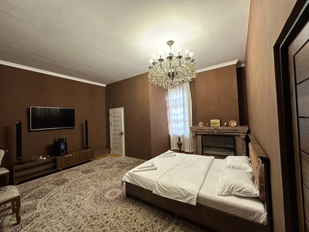 Mehmonhona Bez Zaks 200.000