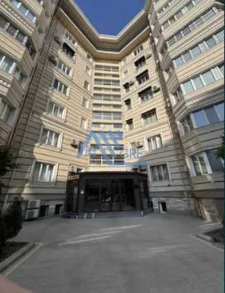 Ц-15 м-в Жангох ул.Абая,Казахстанское посольство Пентхаус 434м²