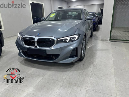 BMW i3 35L 2024 Мокрый, Описанияда Хархил позиция ва рангларидан бор