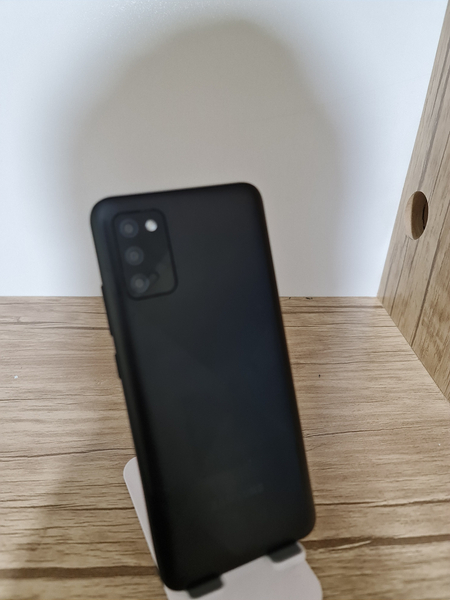 Samsung A 03 S   sotiladi