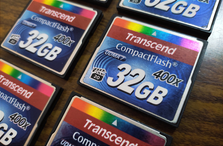 Transcend Compact Fleshka sotilad raboch ishla zo'r 6 ta bor