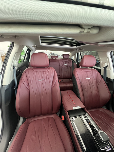 Hongqi H 5q avtomobil