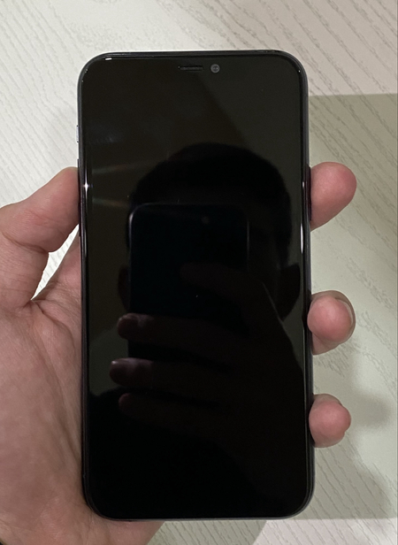 Iphone 11 pro sotiladi ekran arginalga alwkan yomkst 92  bez karopka