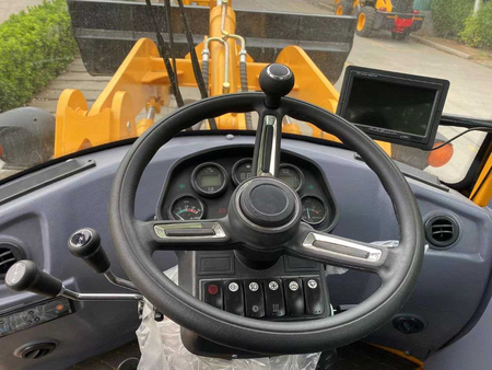 Погрузчик TURES HR935D 1,5 m3