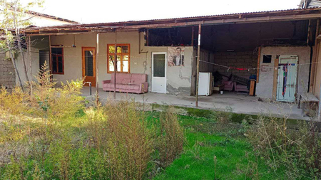 3 Sotih Year Sotiladi Xonobod