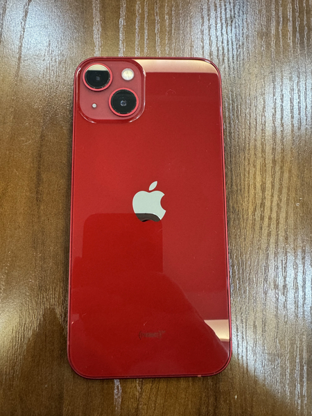 Iphone 13 red product