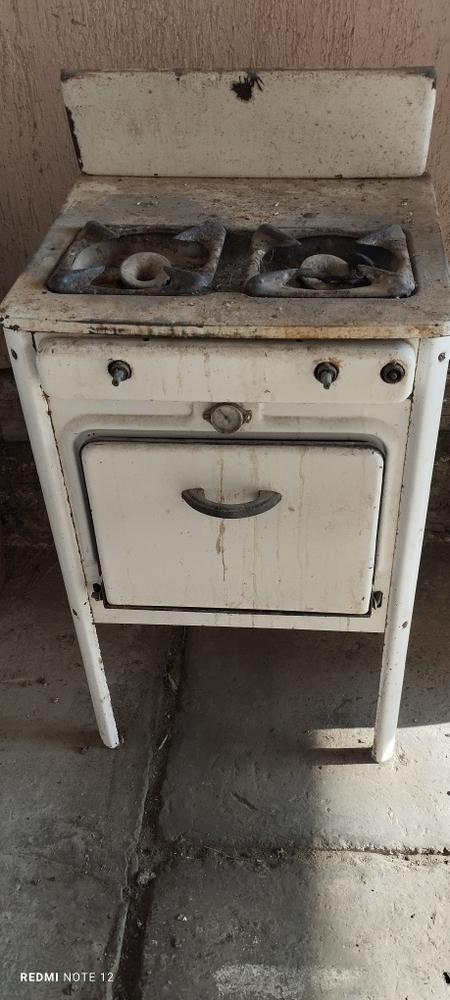 Gaz plita sotiladi
