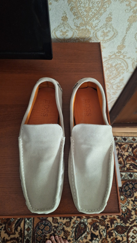 Boss Hugo итальянский размер 44-45