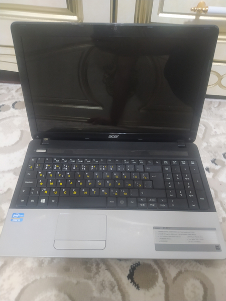 Notbuk sotiladi CORE:i5