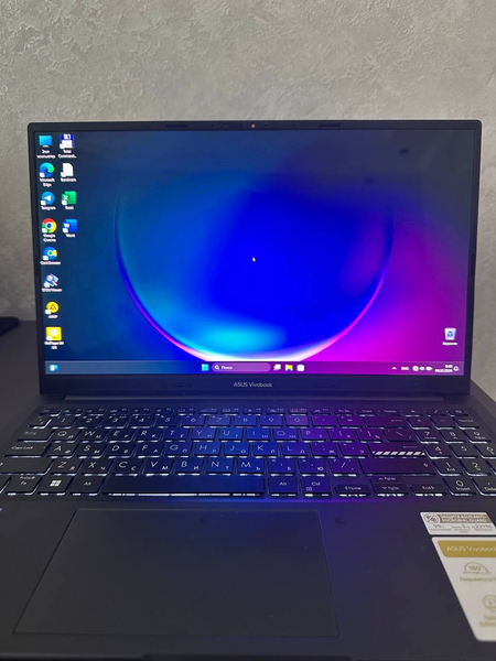 Продаётся Asus VivoBook  (16