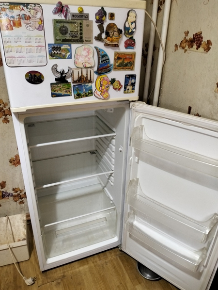 Продаю холодильник