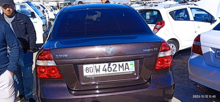 Neksiya 3 Ravon mashina