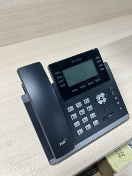 Yealink IP telefon  yengi