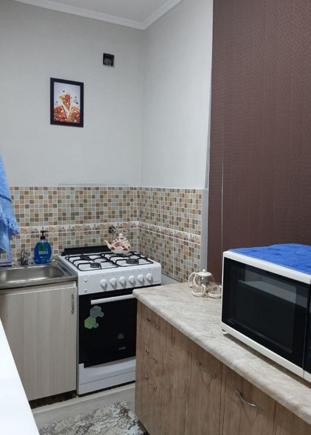 ! Чилонзор 21 1в2ком 1этаж бал1,5*3
