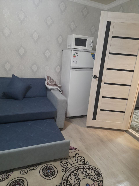 Продаëтся бывший Обшежитие Кадишева с ремонтом сан-узель и кухня внутр