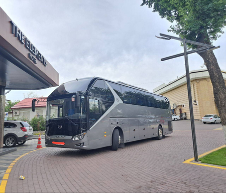 Avtobus King Long srochna Sotiladi