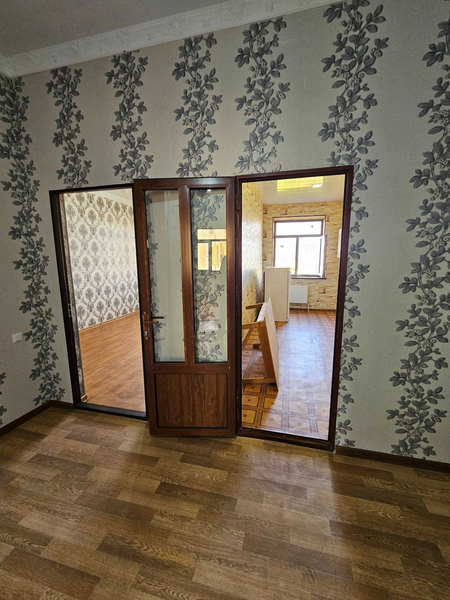 2 xonali 56m² 5-qavat sotiladi.