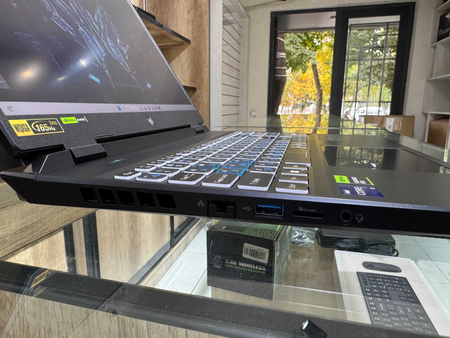 Acer Predator Intel Core i9-13900HX озу32GB ssd 512 RTX 4060 8гб