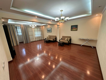 4-комнатная квартира на продажу Mirabad Avenue Гос Россия