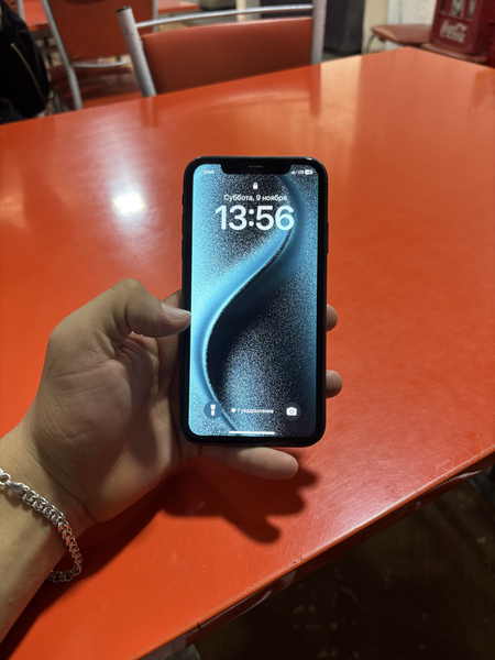 Iphone 11 qora rangli ideal