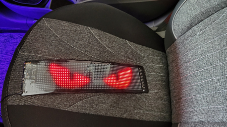 Led manitor avto uchun