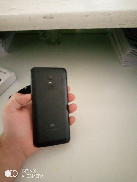 Redmi 5+ sotiladi holatu ideal