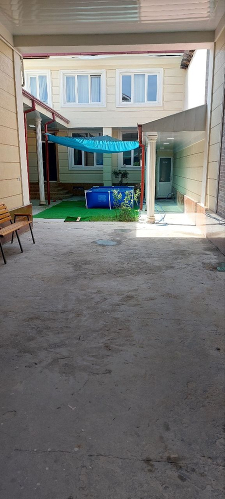 Srochno sotiladi Dumbroboddagi 3,6 sotixli hovli