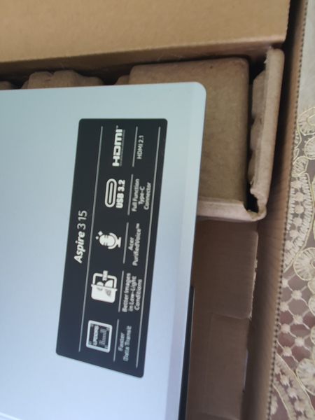 Acer aspire 3 cori3 pochti yengi juddq kam iwlagan 1 qól