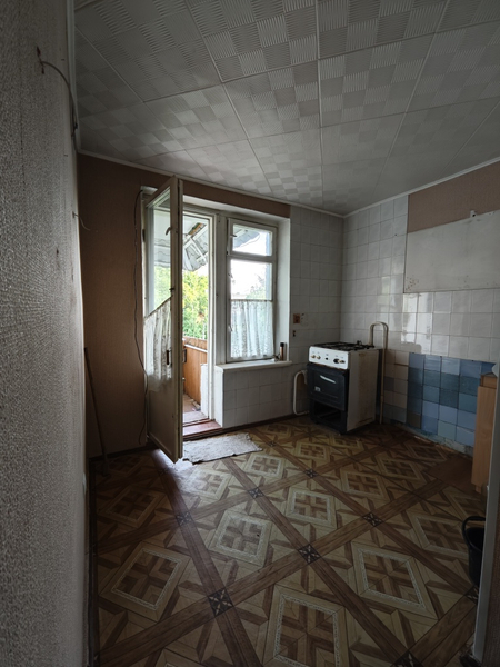 Чиланзар-25,  3/5/5,  кирпич,  2х6