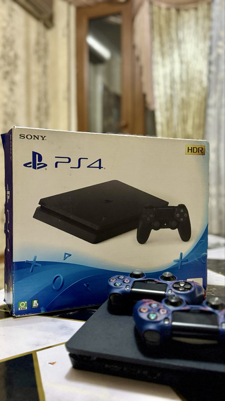 Playstation 4 slim 1 tr