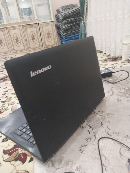 Kampyuter satiladi Lenova
