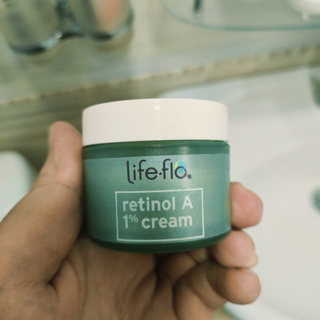 Life flo retinol 1% крем бу