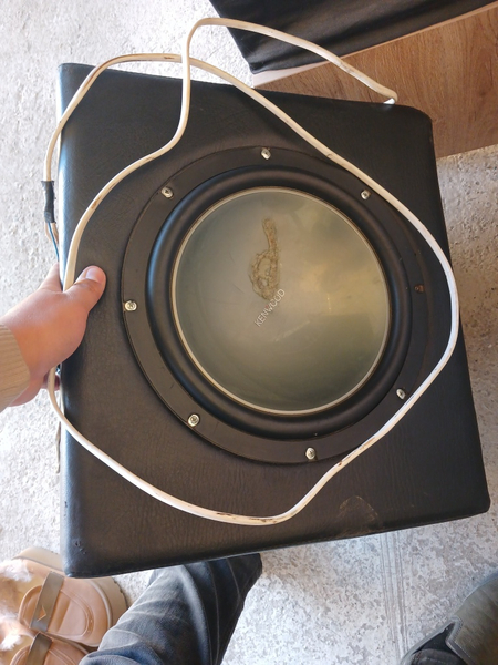 Mono usilitel Kenwood I  bochka. Kenwood