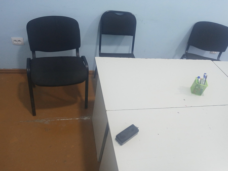 Ishlatilgan Parta va Stullar srochna sotiladi