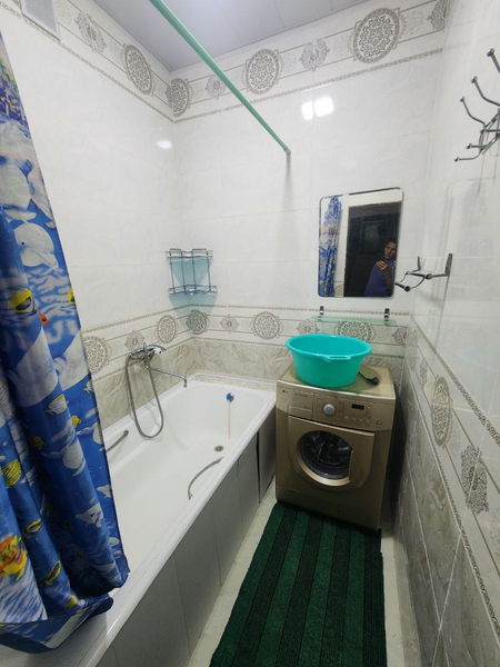 Аренда Юнусабад 15-кв 1*2/2/4 оилага ёки кизларга, болларга берилади