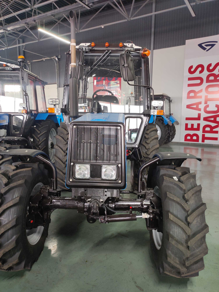 TRAKTOR BELARUS 952.2 nasiya savdoga beriladi