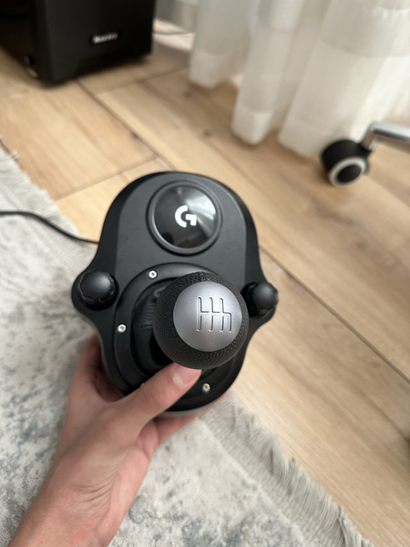Руль Logitech G920