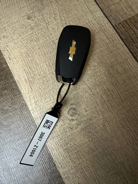 Авто ключ от Tracker 1.  GM Pult ot Tracker 1
