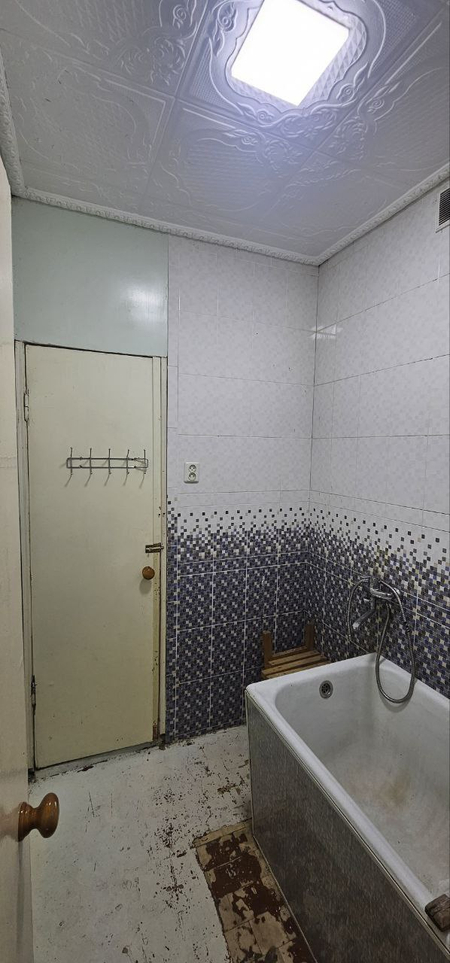 ~СРОЧНО  1в2/2/4 Чиланзар 19кв 33м² Продается