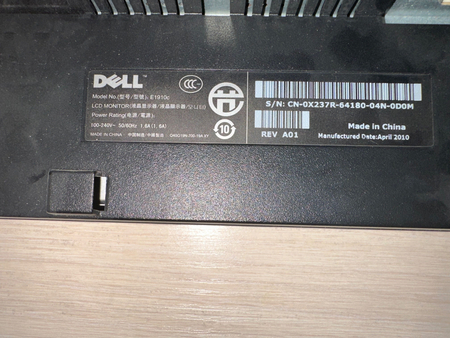 Dell монитор E1910c