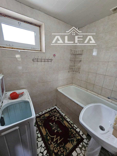 3 xonali 80m² 3-qavat sotiladi.